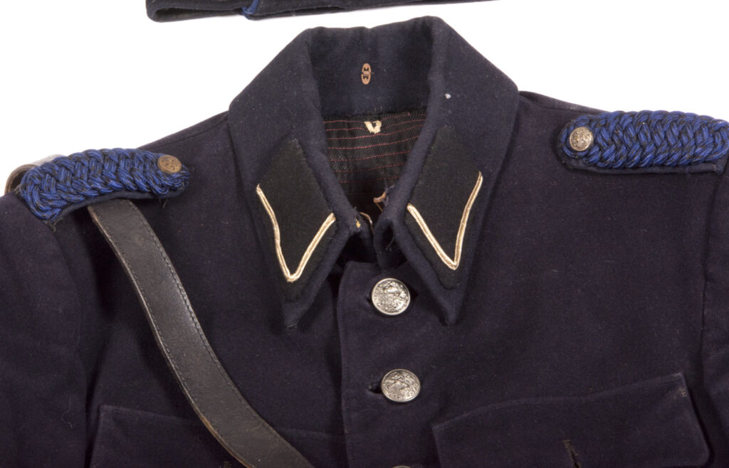 WWII Dutch Police Tunic / Nederlandse Politie Uniform uit Amsterdam (1941)