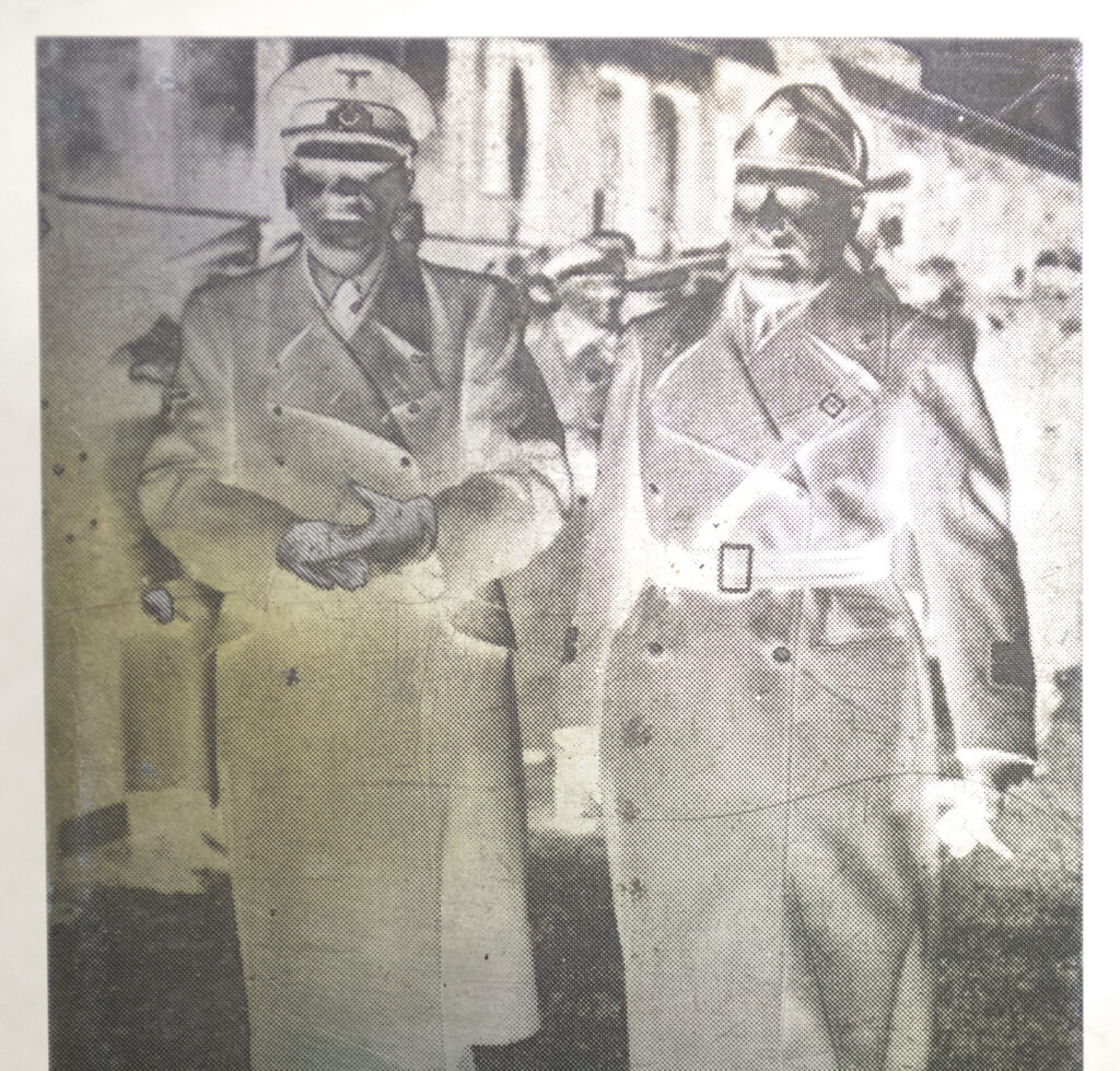Original newspaper photo “Druckplatte” (printing plate) of the meeting ...