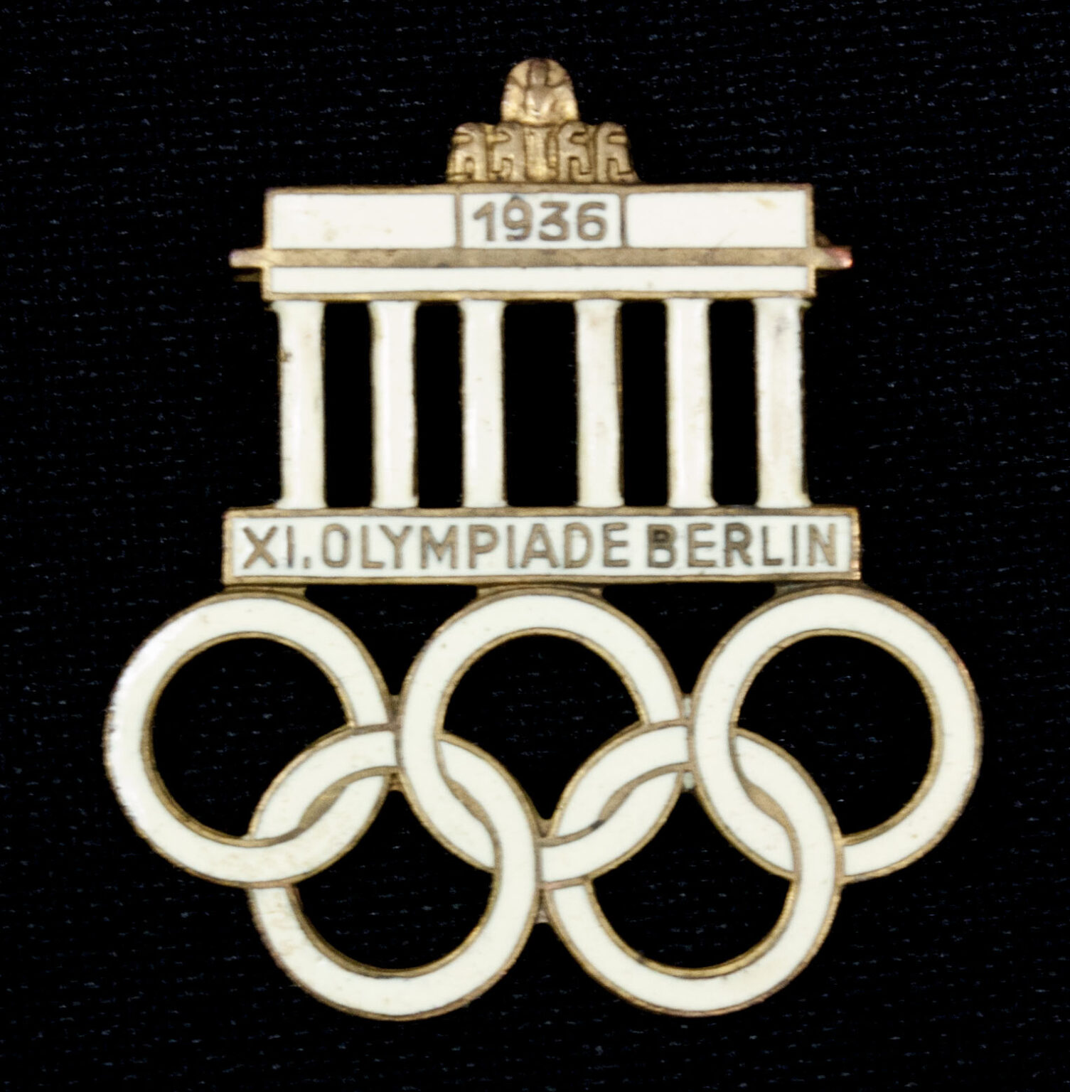 Olympic Games 1936 Berlin commemorative badge