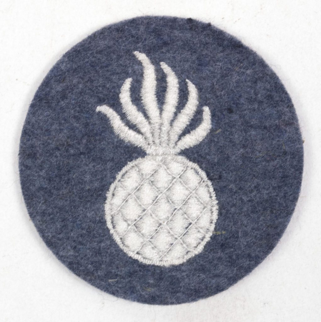 Luftwaffe Aerial Armorer Light-Bomber Personnel Trade Badge
