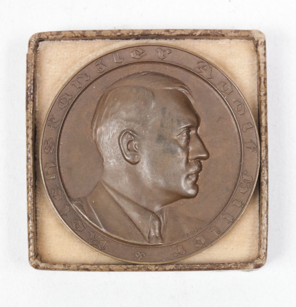 Cased non portable plaque Reichskanzler Adolf Hitler “Ein Volk, Ein ...