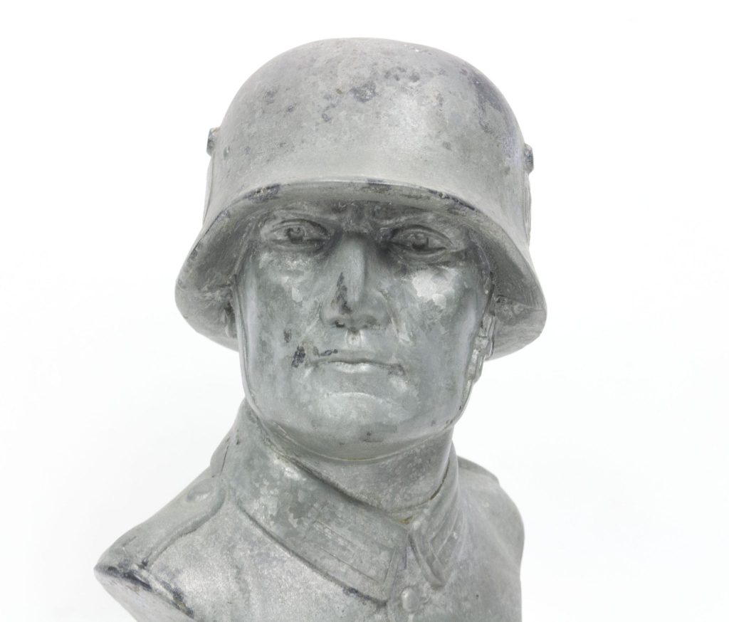 German World War II Soldiersbust (size 22 centimeters) by Otto Schmidt ...