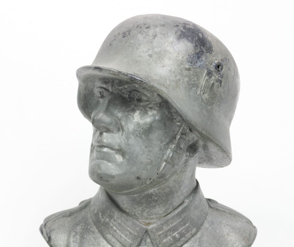 German World War II Soldiersbust (size 22 centimeters) by Otto Schmidt ...