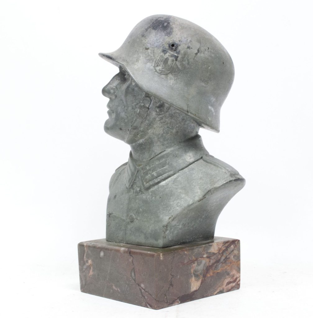 German World War II Soldiersbust (size 22 centimeters) by Otto Schmidt ...