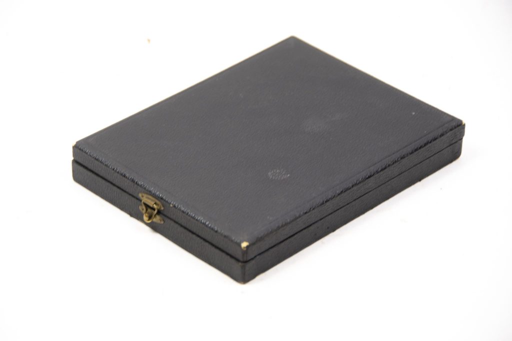 Plakette Adolf Hitler in case (Heinrich Moshage)
